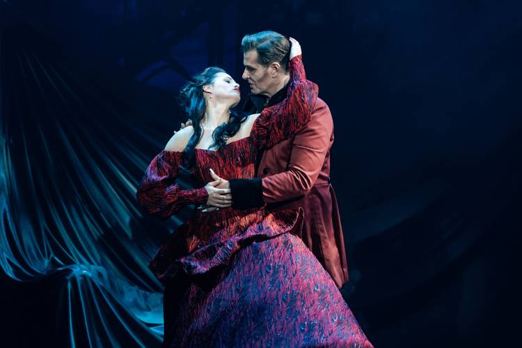 Dracula - Das Musical | Bluemax Theater – Berlin.de