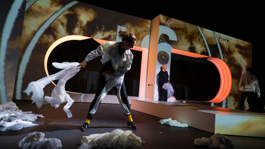 Bucket List | 07/06/2026, 20:00 | Schaubühne am Lehniner Platz – Berlin.de